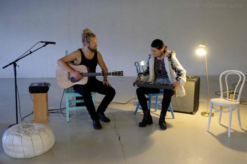 Ætlar að semja lög fyrir þau sem styrkja hann